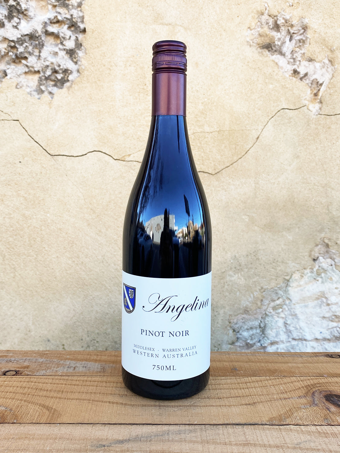 Batista Angelina Pinot Noir 2023 – Old Bridge Cellars