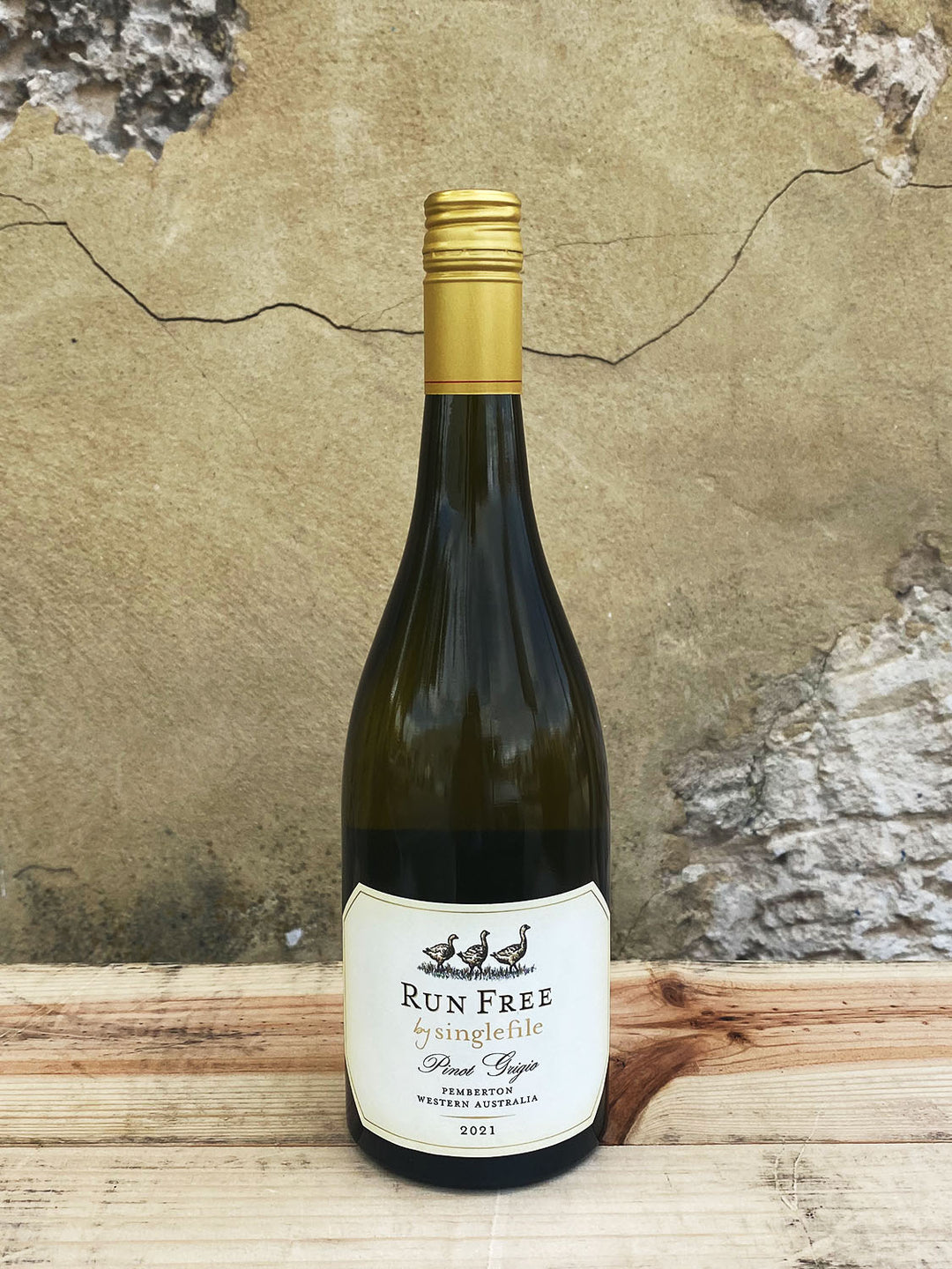 Singlefile Wines Run Free Pinot Grigio 2024 – Old Bridge Cellars
