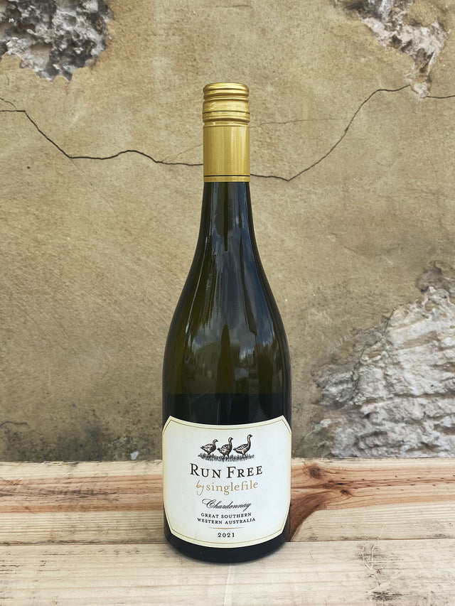 Singlefile Wines Run Free Chardonnay 2025 – Old Bridge Cellars